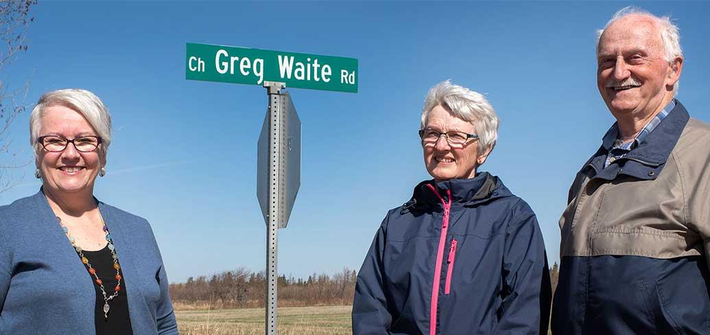 Linkletter road renamed to honour community leader | Gouvernement de l ...