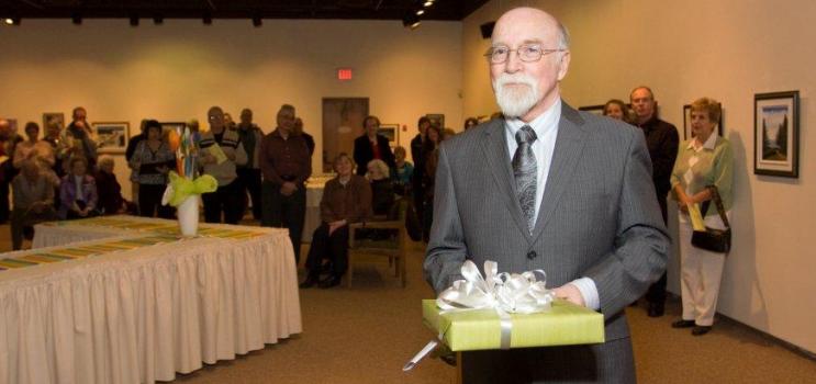 Hugh MacDonald: Poet Laureate 2009-2013 | Gouvernement de l'Île-du ...