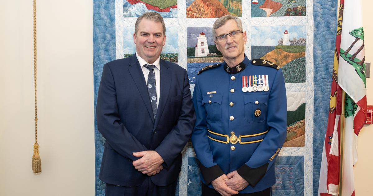 Statement by Minister Thompson on the retirement of Chief Sinclair ...